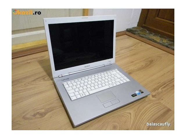 Sony Vaio PCG-7T2M laptop za delove