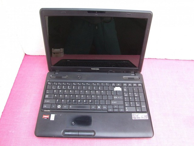 Toshiba Satellite C660D-10N za delove