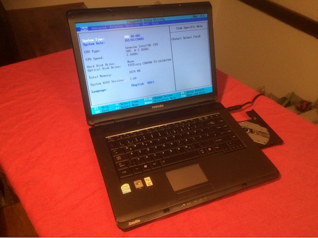 Toshiba Satellite L300-1ES laptop za delove