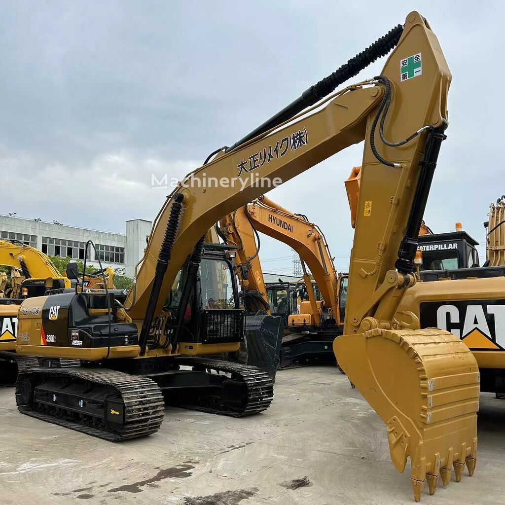 Caterpillar 320D2 bager guseničar
