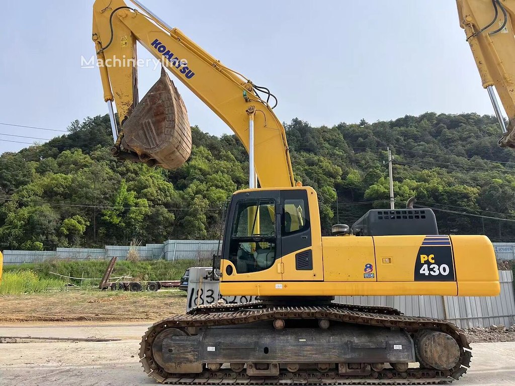 Komatsu PC430 bager guseničar