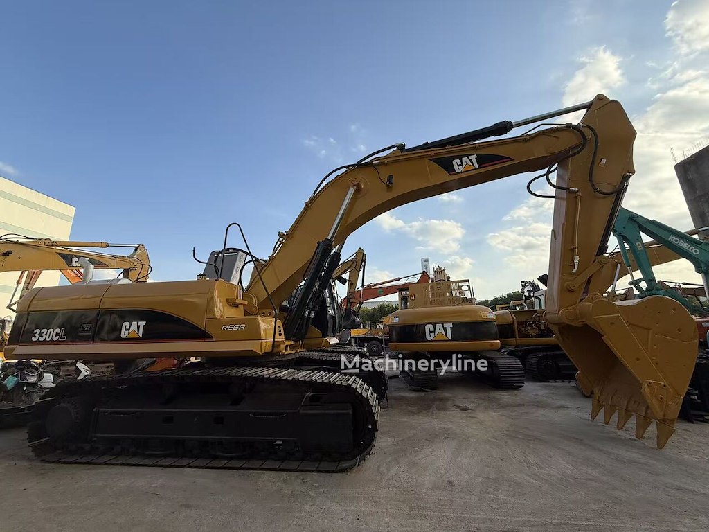 Caterpillar 330CL bager guseničar