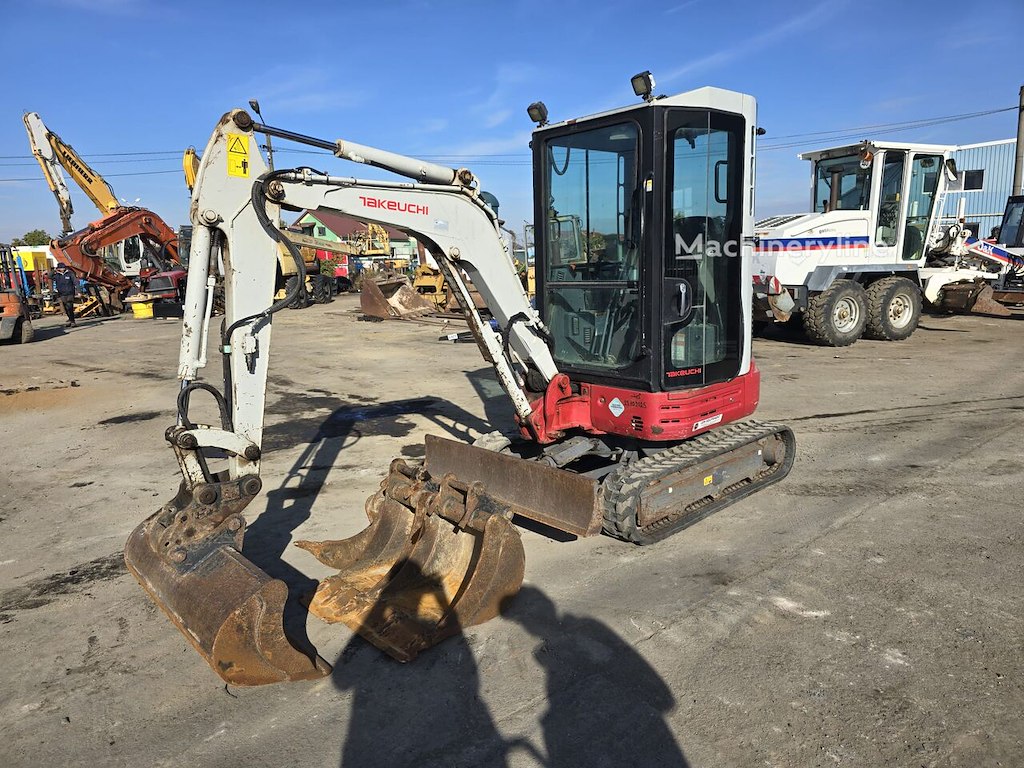 Takeuchi TB23R mini bager