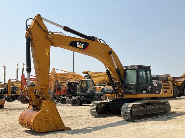 Prodaje se Caterpillar 336D2 L bager guseničar na aukciji