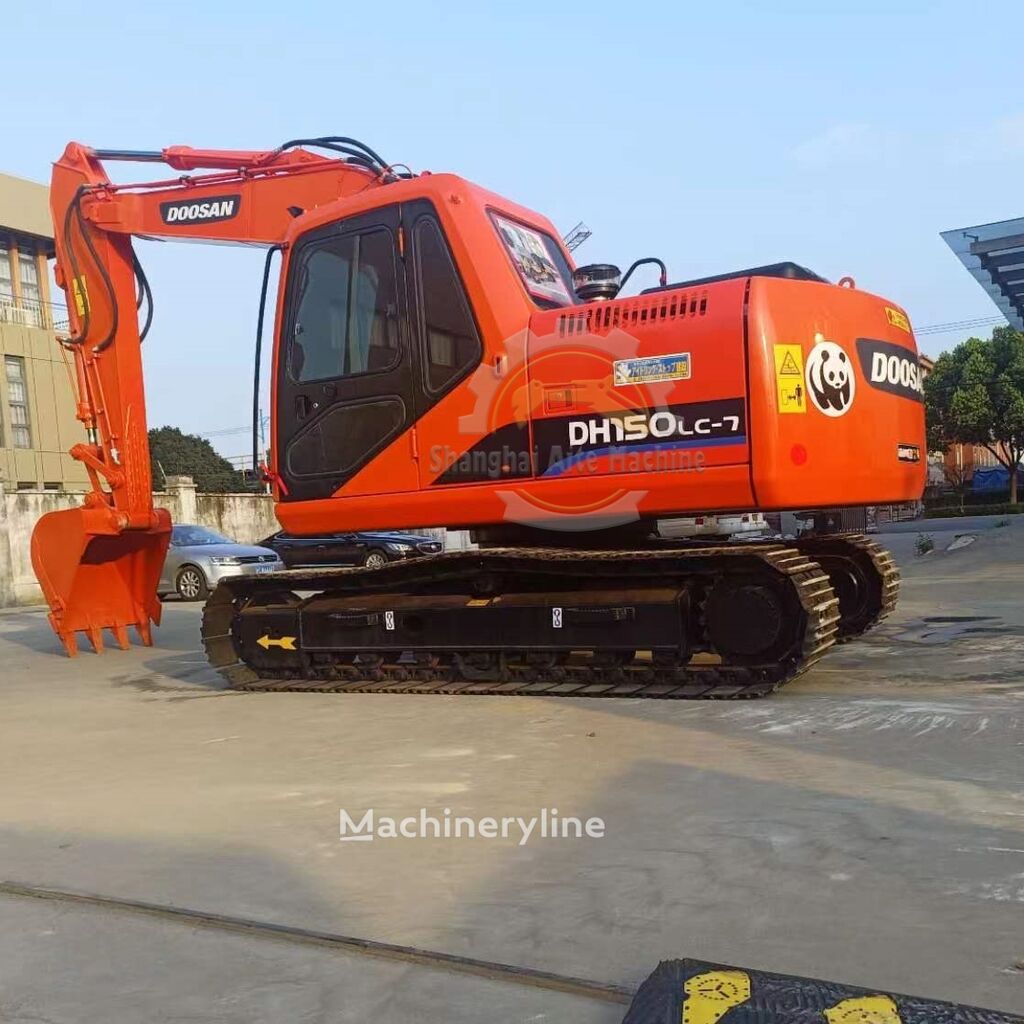Doosan DH150 bager guseničar