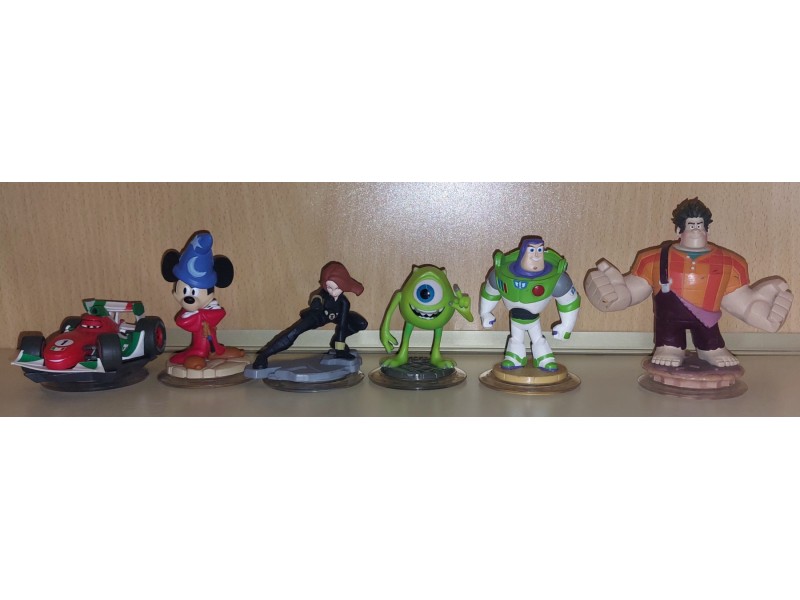 Disney Infinity lot figurica