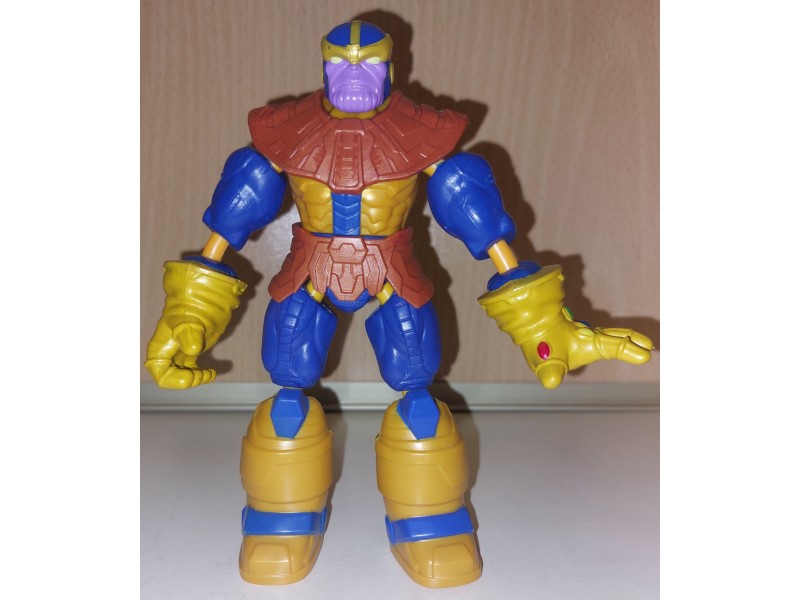 Hasbro Marvel Thanos-Band and flex figurica