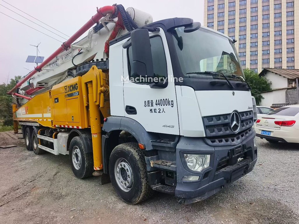 XCMG na šasiji Mercedes-Benz pumpa za beton