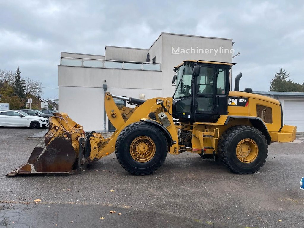 Caterpillar 938K prednji utovarivač