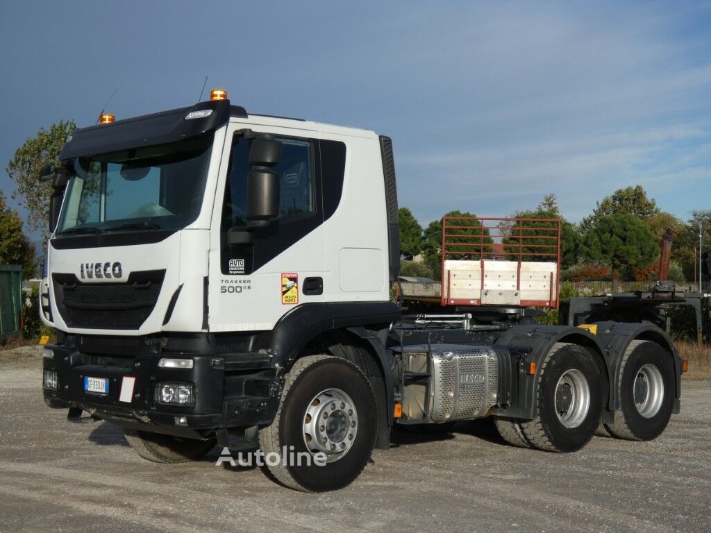 IVECO TRAKKER 500 kiper
