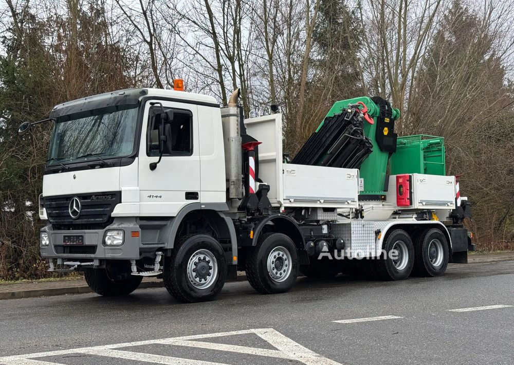 Mercedes-Benz Actros 4144 kamion s ravnom platformom