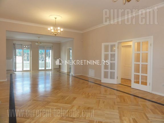 #35205, Izdavanje, P.P., DEDINJE, 4500 EUR
