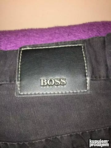 riginal Hugo Boss farmerice 33 NOVE / 2 kom.