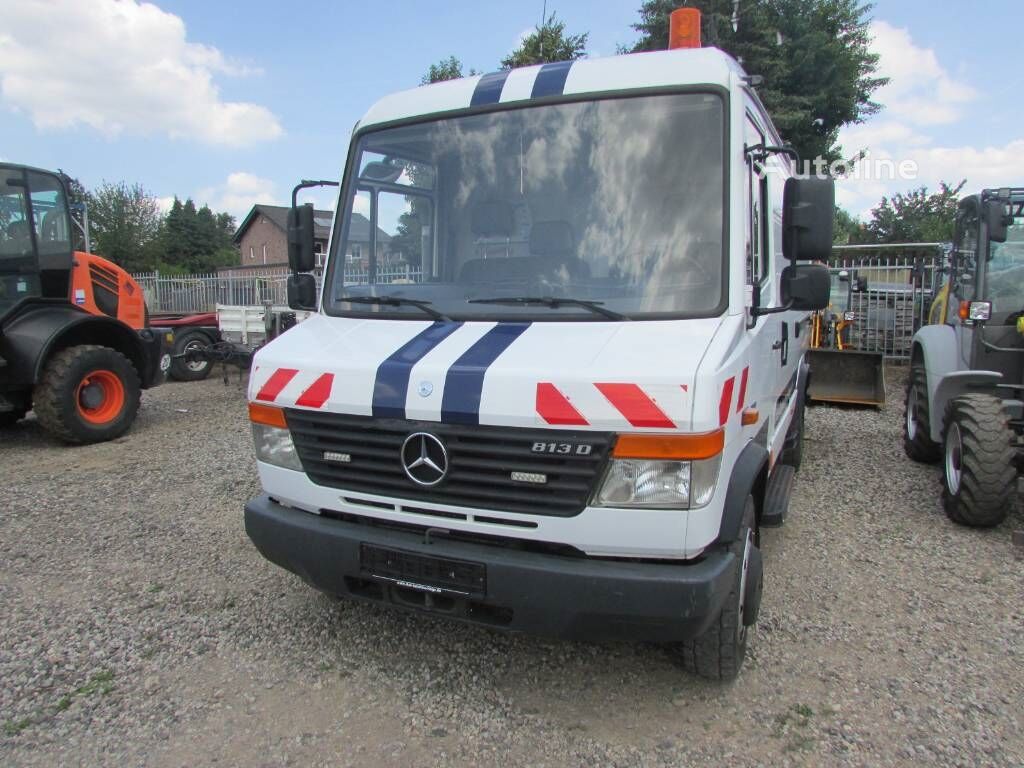 Mercedes-Benz 813 D Vario Kastenwagen kamion furgon