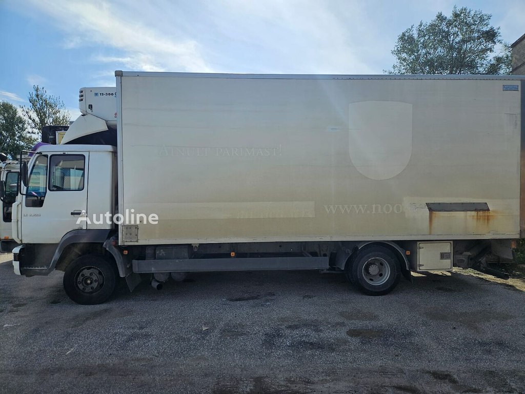 MAN LE 12.220 reefer +lift, thermoking kamion hladnjača