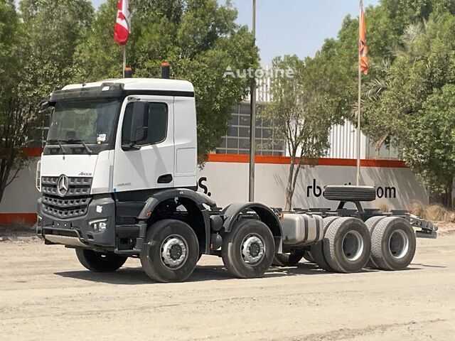 Prodaje se Mercedes-Benz Arocs 4240 kamion šasija na aukciji