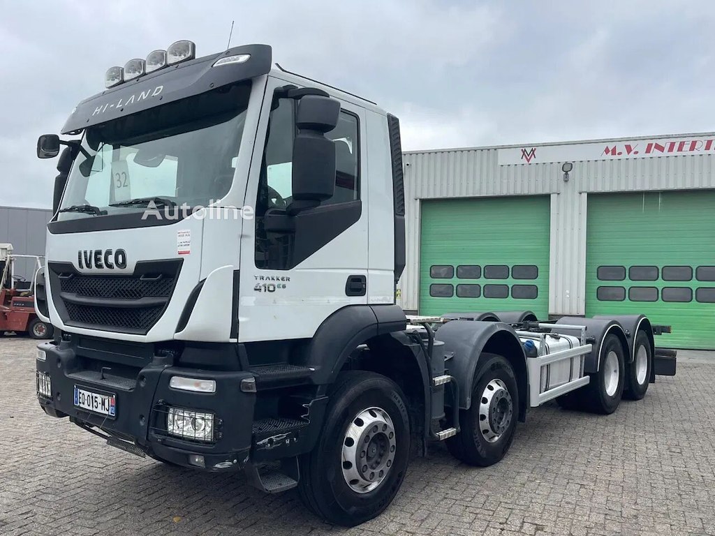 IVECO Trakker 410 PTO RETARDER, 8x4 , 442000 km! kamion šasija