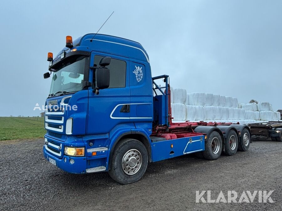 Prodaje se Scania R500 rol kiper sa kukom na aukciji