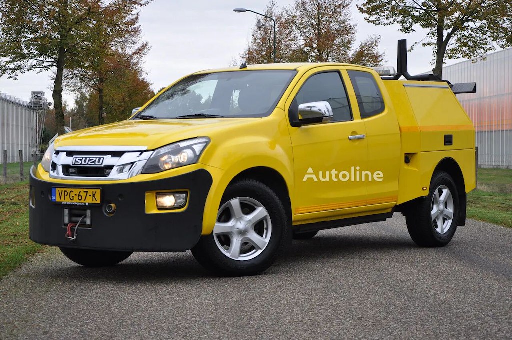 Isuzu D-Max 2.5TD Intercooler 4WD - AWU - Lepelwagen šlep auto