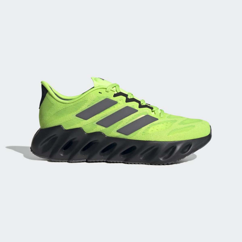 PATIKE ADIDAS SWITCH FWD M