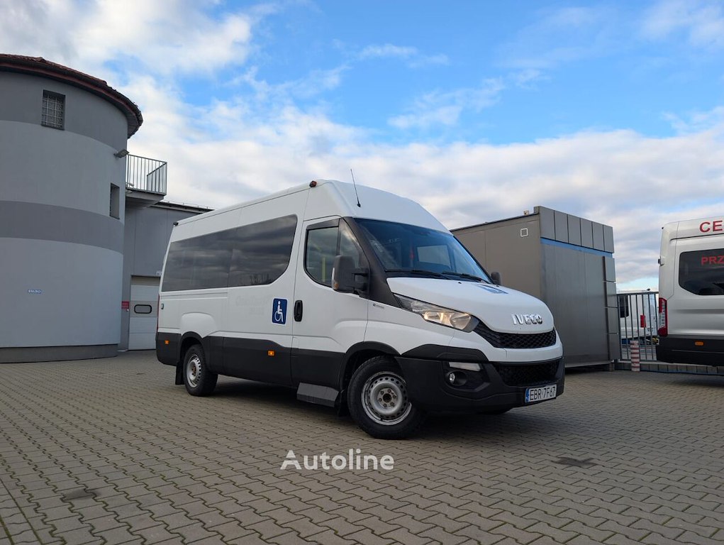 IVECO Daily putnički minibus