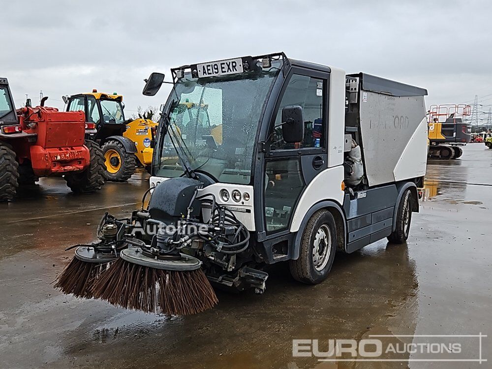Prodaje se Hako CITY MASTER 2200 vozilo za čišćenje ulica na aukciji