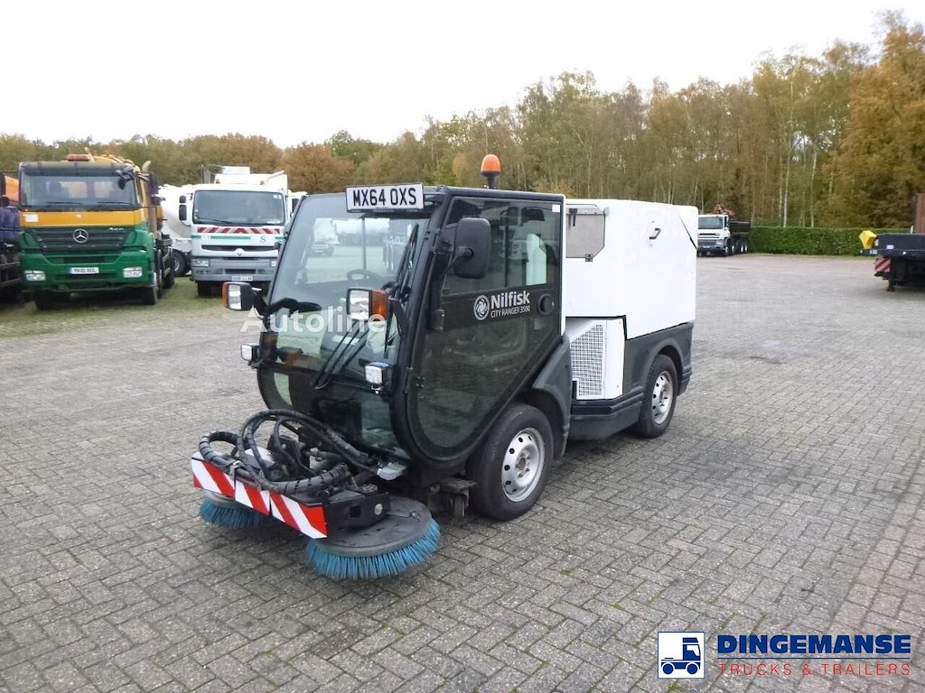 Nilfisk City Ranger CR 3500 Street sweeper vozilo za čišćenje ulica
