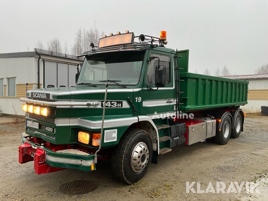 Prodaje se Scania T143 tegljač na aukciji