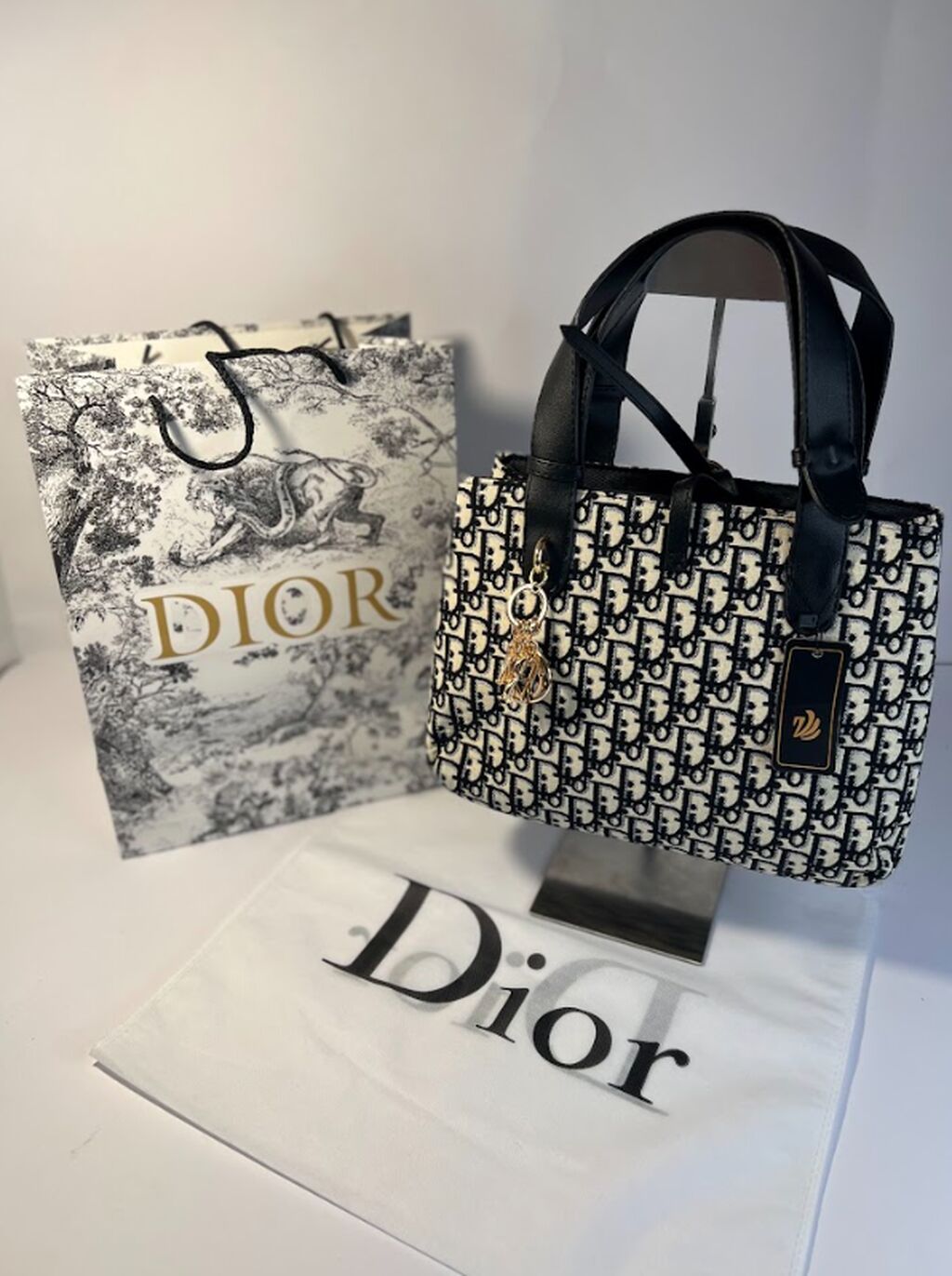 Torba za rame, Christian Dior, Materijal: Platno