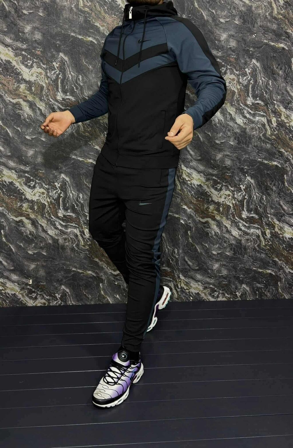 Muške Trenerke M-3xl   LIKRA   Cena 4000din       Isporuka od 2 do 3 dana