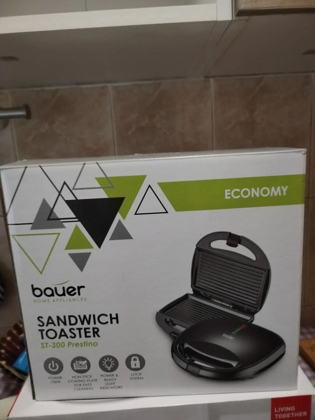 Bauer Sandwich Toaster ST-300 Prestino - Snaga: 750 W - Ploče sa