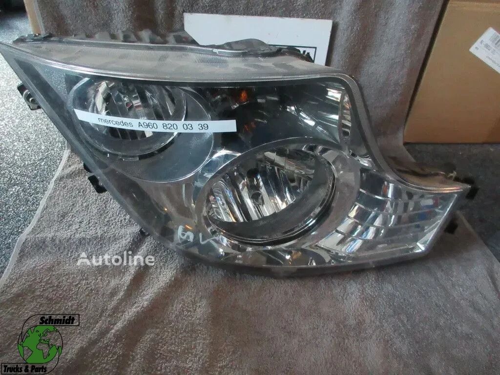 Mercedes-Benz KOPLAMP MERCEDES 1845 MP 4 RECHTS EURO 6 A 960 820 03 39 far za kamiona