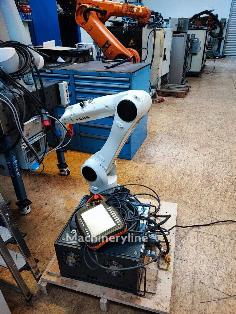 Roboter KUKA KR10 R1100 sixx KRC 4 -weiß - Bj 2014 industrijski robot