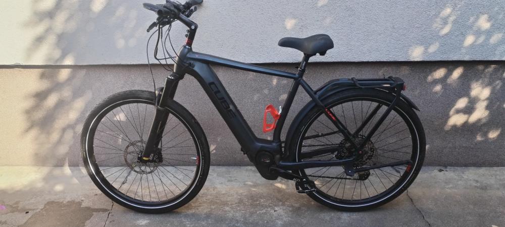 Cube Kathmandu Hybrid ONE 625 Electric Hybrid Bike