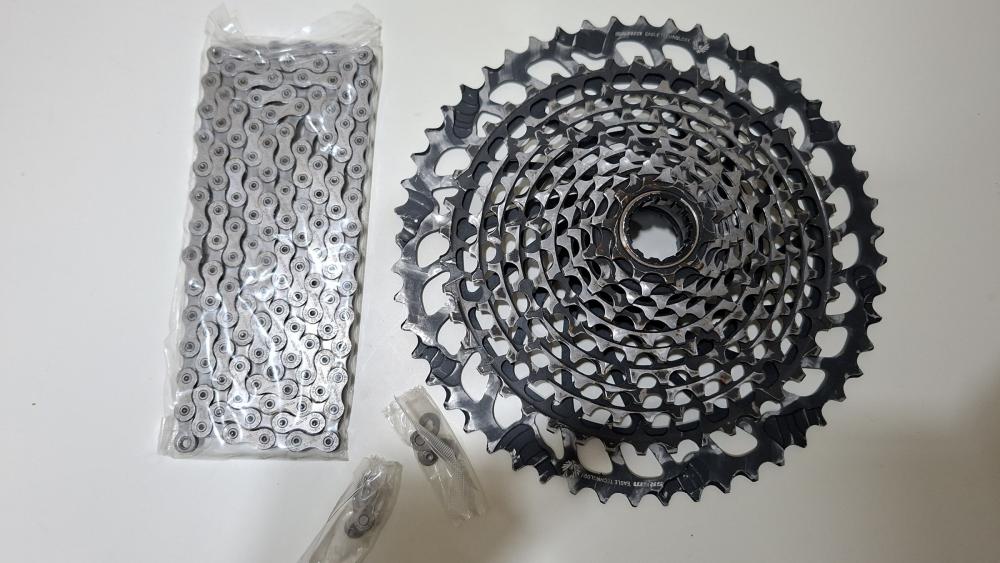 Sram XG 1295 10-52 i lanac