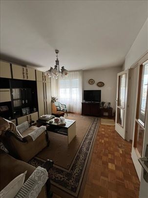 Novi Beograd, Bulevar Umetnosti, 76m2