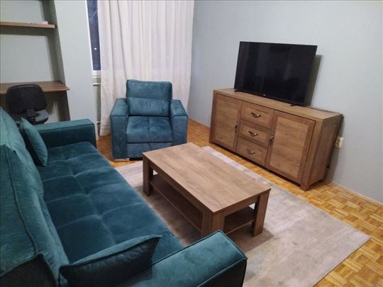 Komforan stan kod limanskog parka