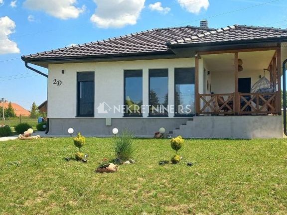 Kuća 83m² + 17m² terasa Trešnja, Ripanj