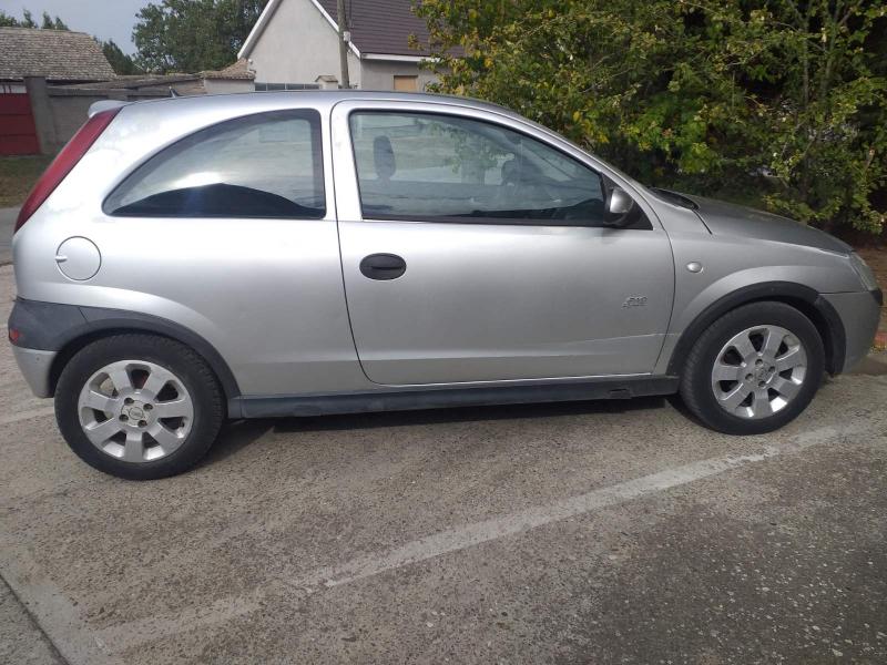 Opel corsa C 2002
Sombor