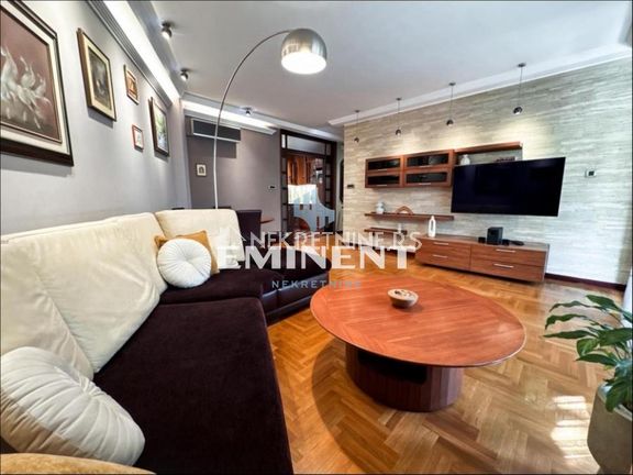 Novi Beograd, Blok 22, Antifašističke borbe, 2.0, 73m2, 950 EUR
