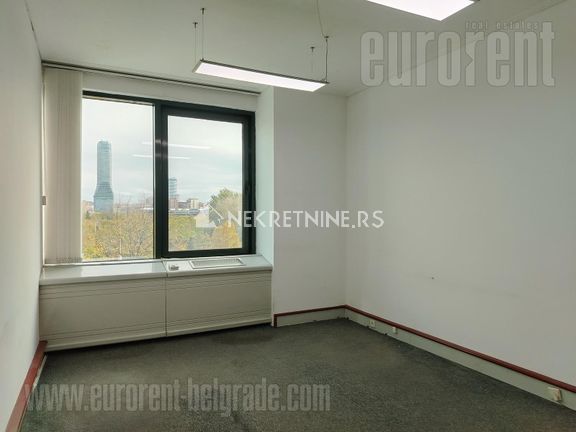 #49662, Izdavanje, P.P., SAVA CENTAR, 825 EUR