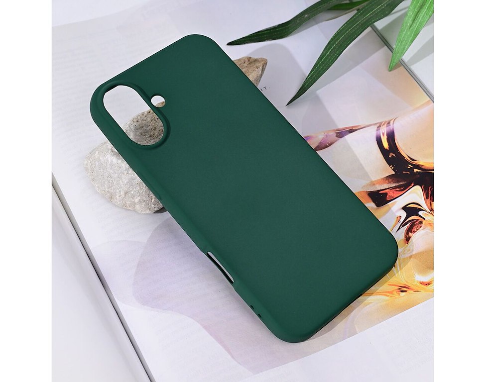 Futrola Teracell Soft Velvet - iPhone 16 Plus 6.7 tamno zelena