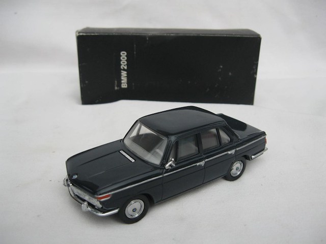 1:43 schuco BMW 2000