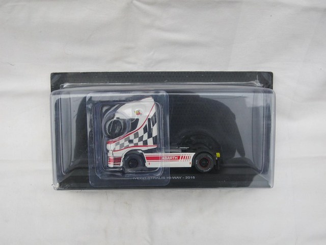 1:43 hachette iveco stralis