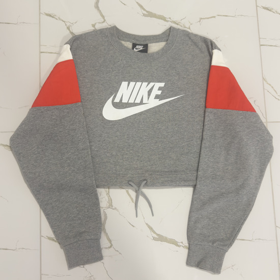 Nike crop top duks