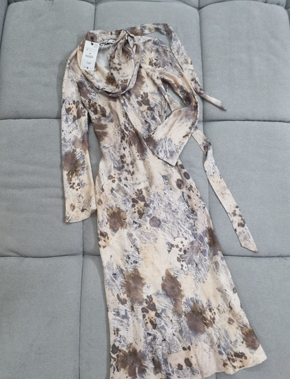 Zara Haljina sa Šalom Animal Print NOVA