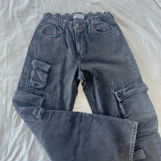 Bershka Cargo jeans