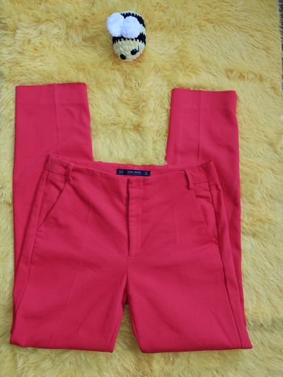 Zara pantalone