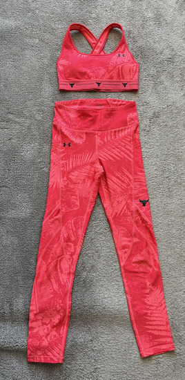 Under Armour nov komplet top+helanke xs