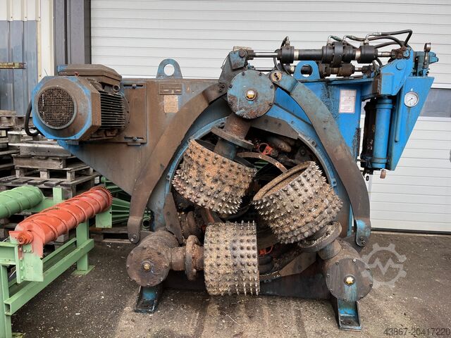 Mašina za debarking
Cambio 85-66-A